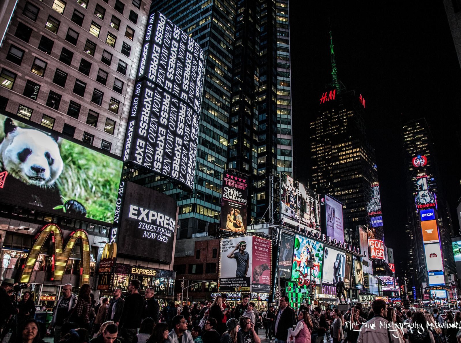 Time Square 8 by Alexander Rosales on Dribbble