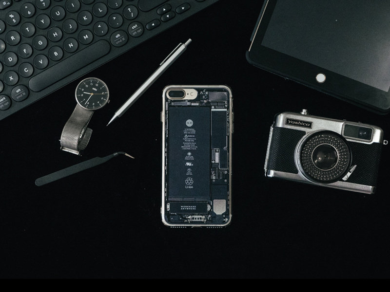 Internal Phone Case by Benson Chou on Dribbble