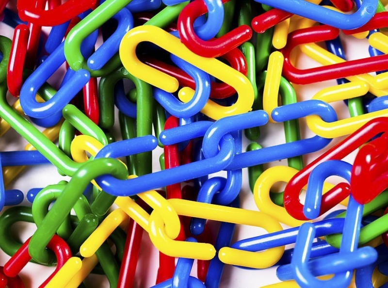 Everything You Need to Know About Plastic Chain by Crowd Control ...