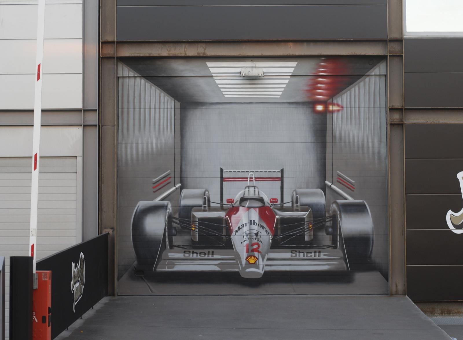 Anamorphic mural by MrKas by MrKas on Dribbble