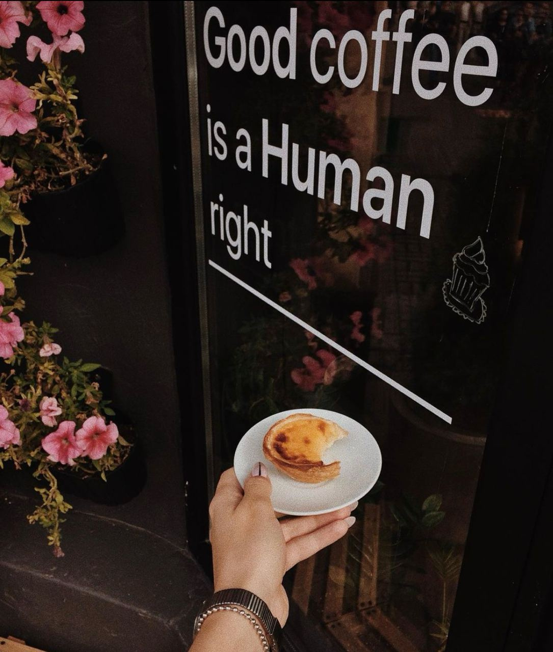Human Coffee Place by Vladyslav Pavlenko on Dribbble