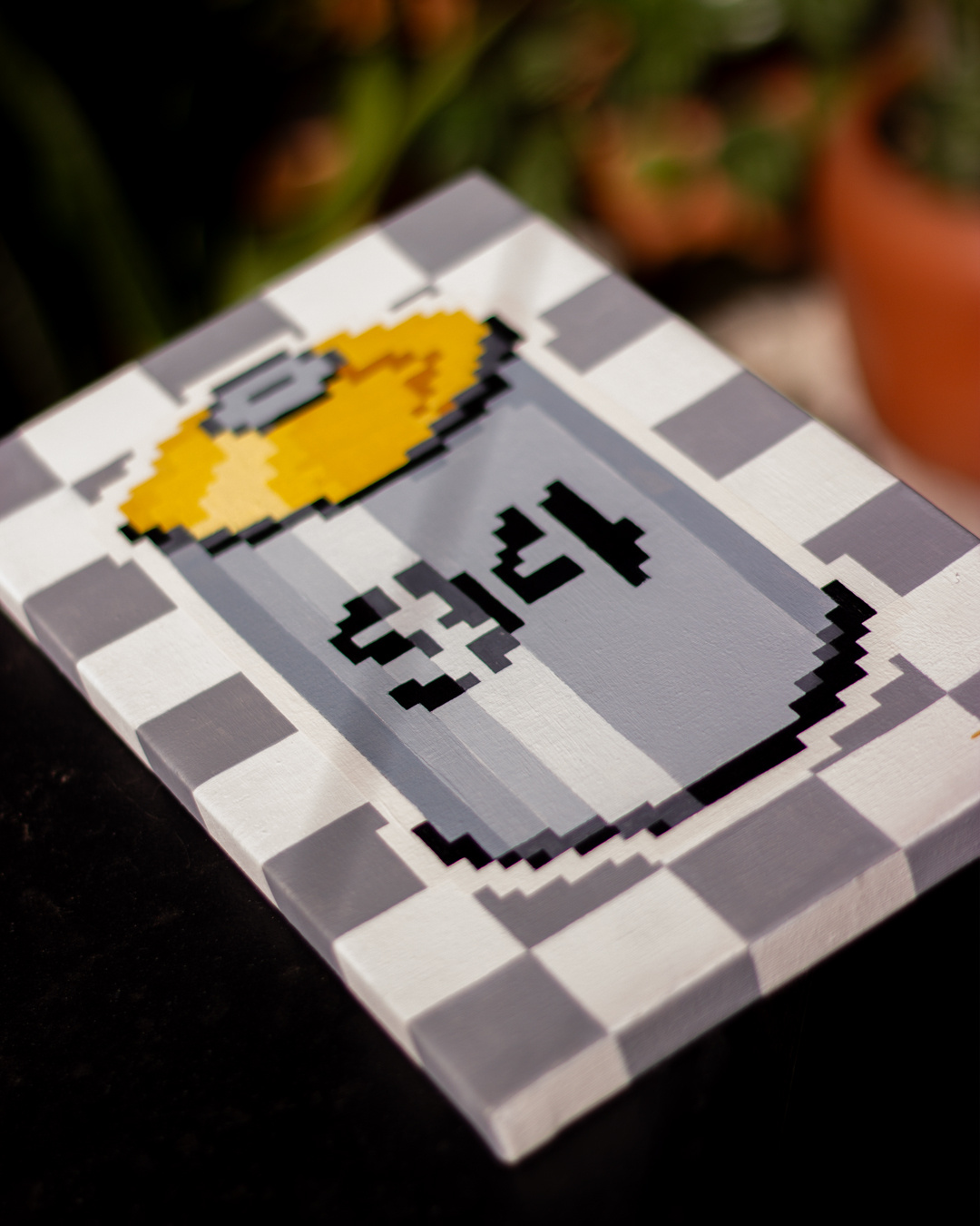 94 pixel "painting" art by Rafael Gomes on Dribbble