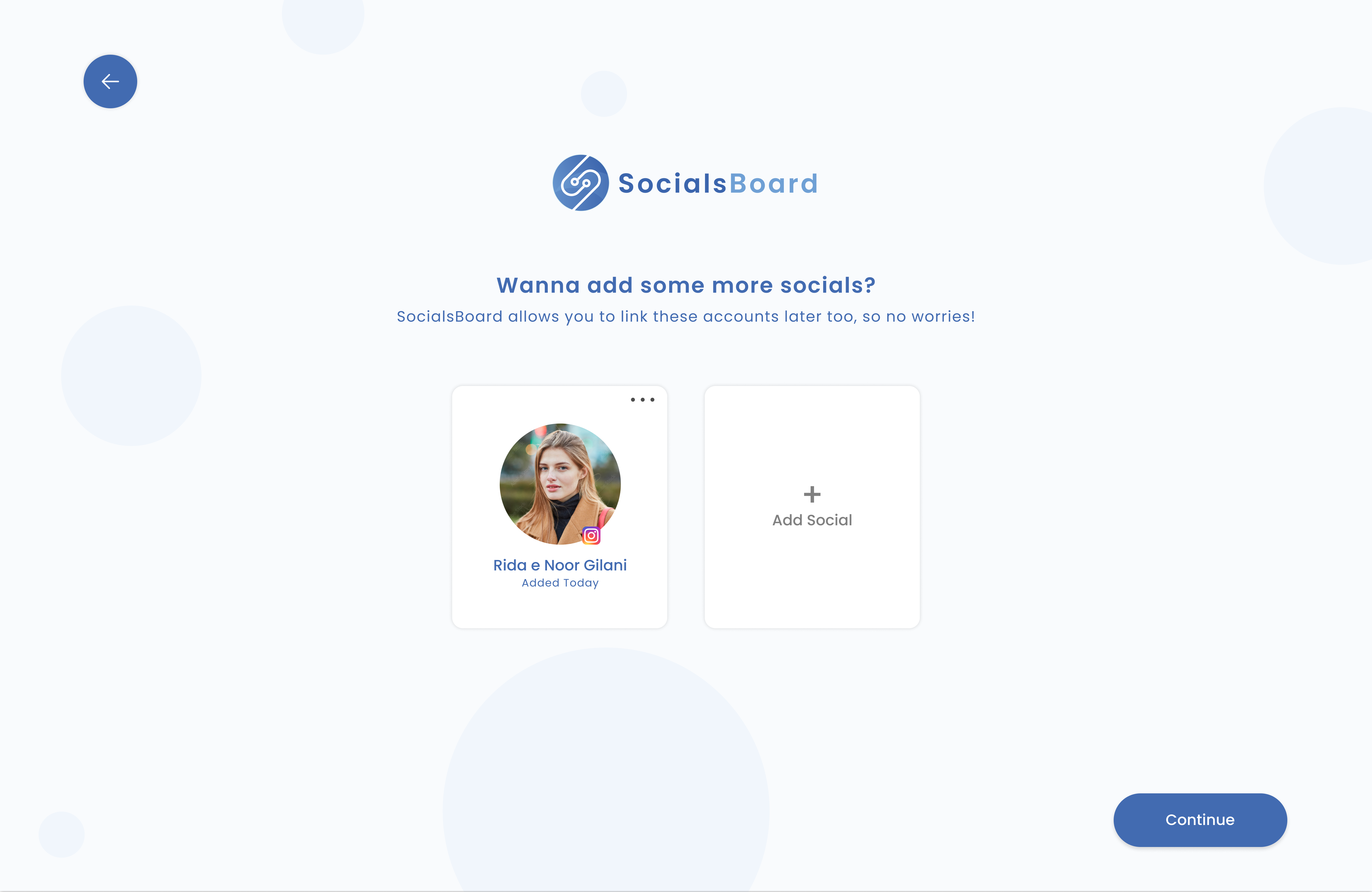 SocialsBoard - Mockups Design by Rida E Noor Gillani on Dribbble