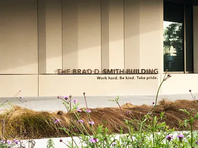 Building Signage designs, themes, templates and downloadable graphic ...