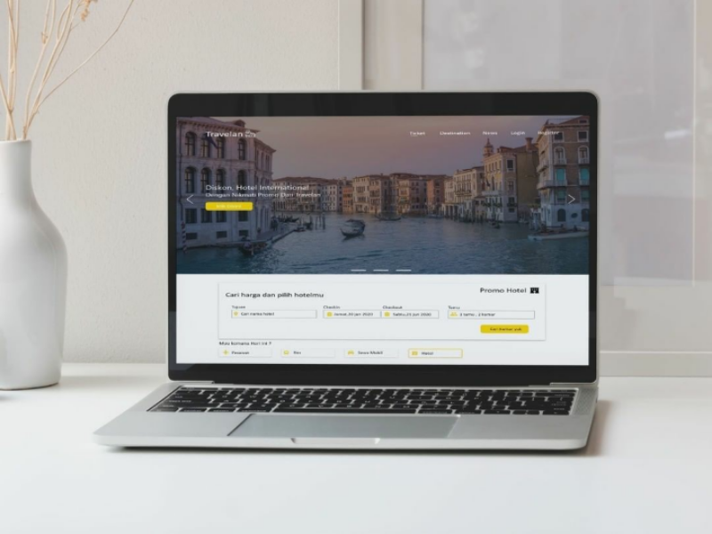 Design Website Travelan by M. Suseno Ridwan on Dribbble