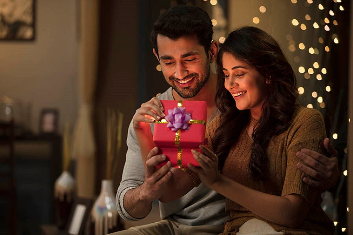 Order Wedding Anniversary Gifts Online by Gifola Gifts on Dribbble