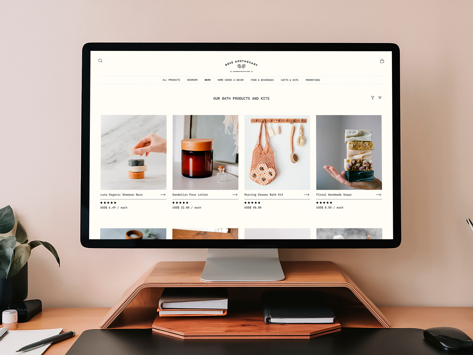 E-commerce store design by Pili Laviolette on Dribbble