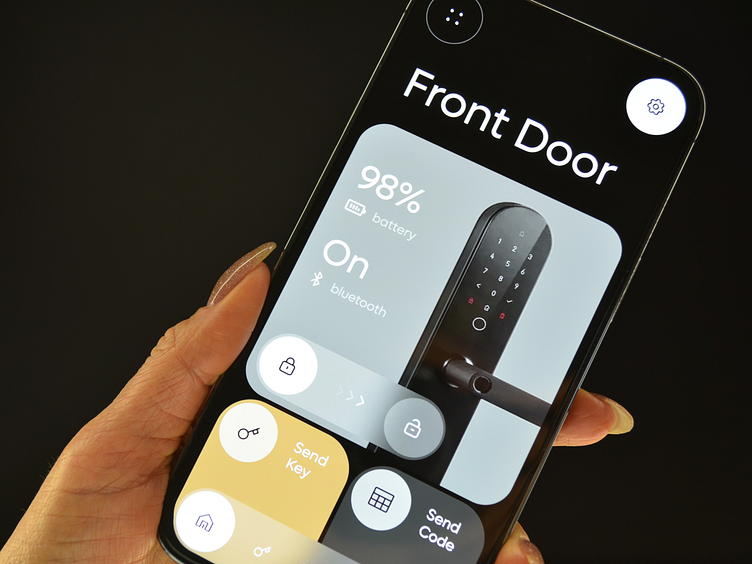 IoT - Smart Lock Mobile App by Mary S. for RonDesignLab ⭐️ on Dribbble
